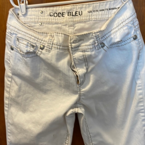 Code Bleu | Jeans | Code Bleu Annette Modern Rise Bootcut Size 23 White ...